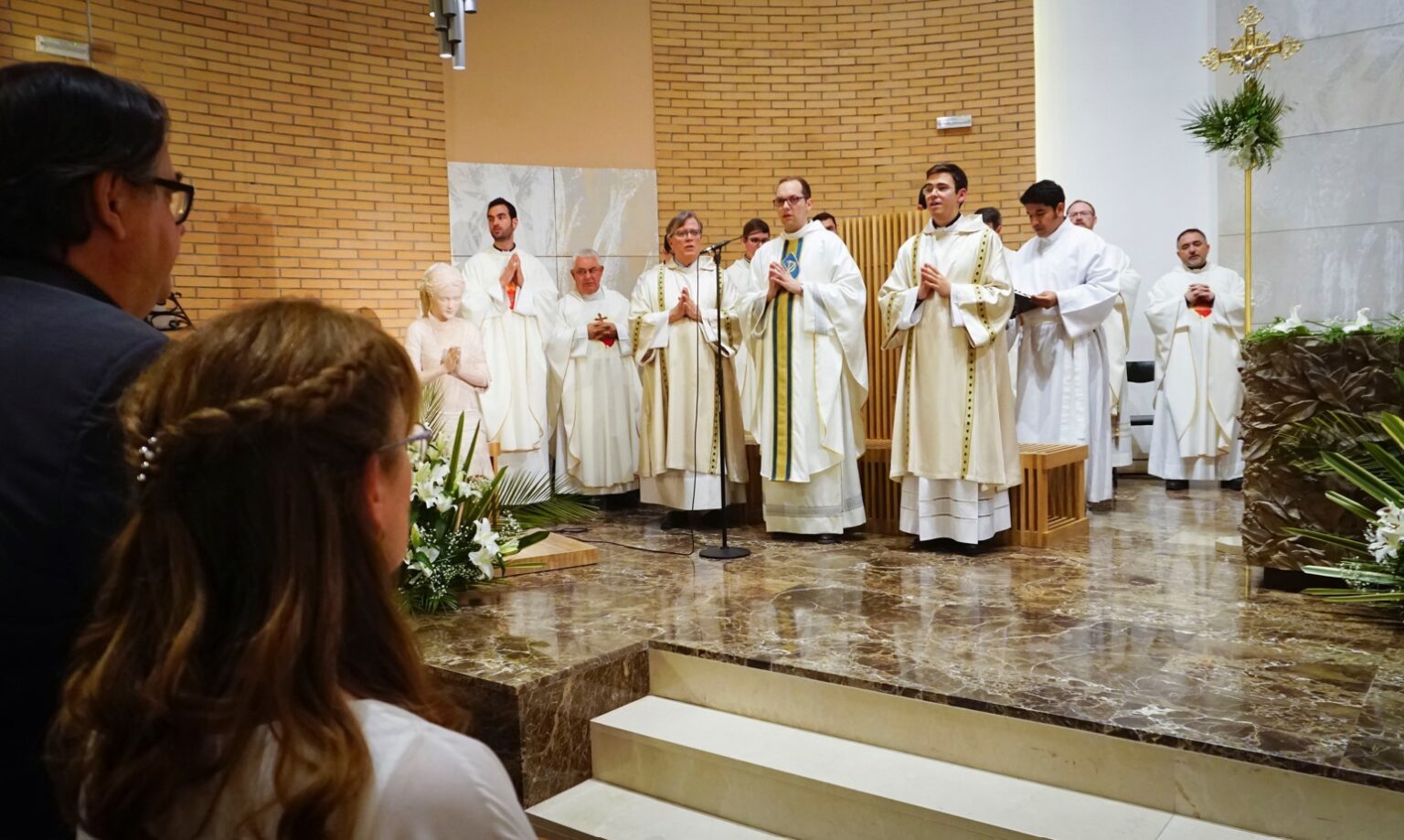 Fotos de la Primera Misa de Rafael - Parroquia San Juan de Ávila