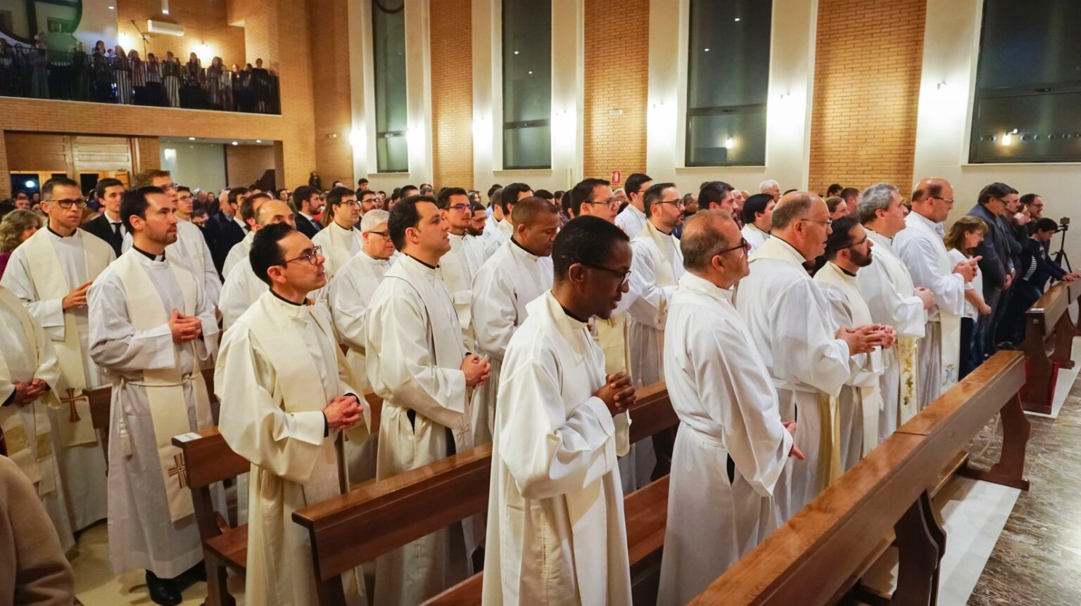 Fotos de la Primera Misa de Rafael - Parroquia San Juan de Ávila